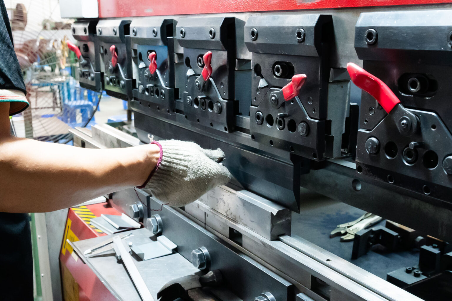 Industrial Electrical Breakout Box for Automation Systems | Hofengfab ...