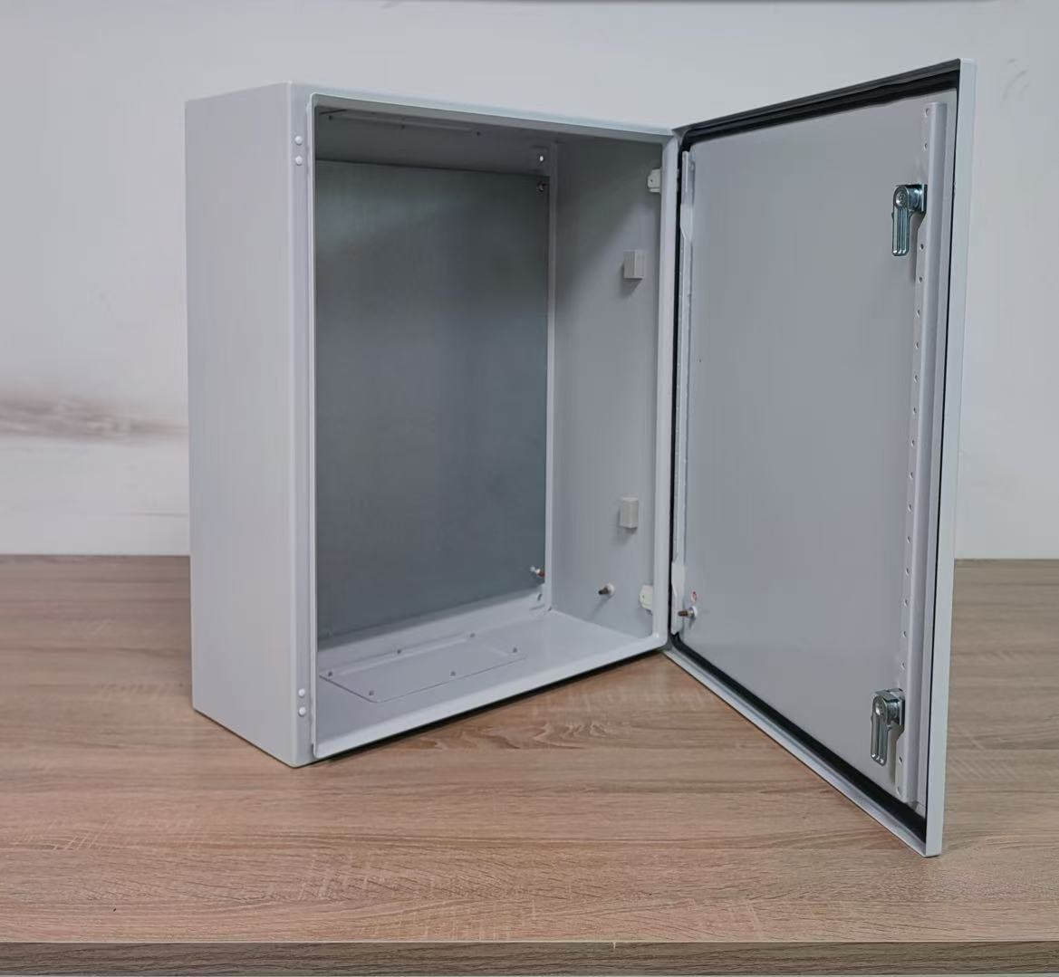 Custom Mild Steel Electrical Enclosures | IP66 | Full-Welded | Hofeng ...